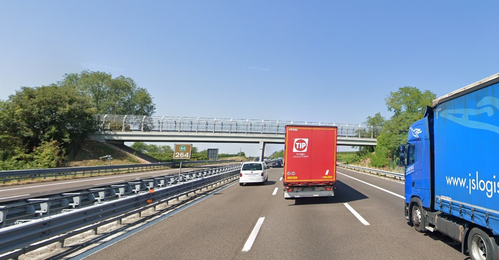 Grave tamponamento in autostrada A4 tra Sommacampagna e Peschiera del ... Grave tamponamento in autostrada A4 tra Sommacampagna e Peschiera del ...